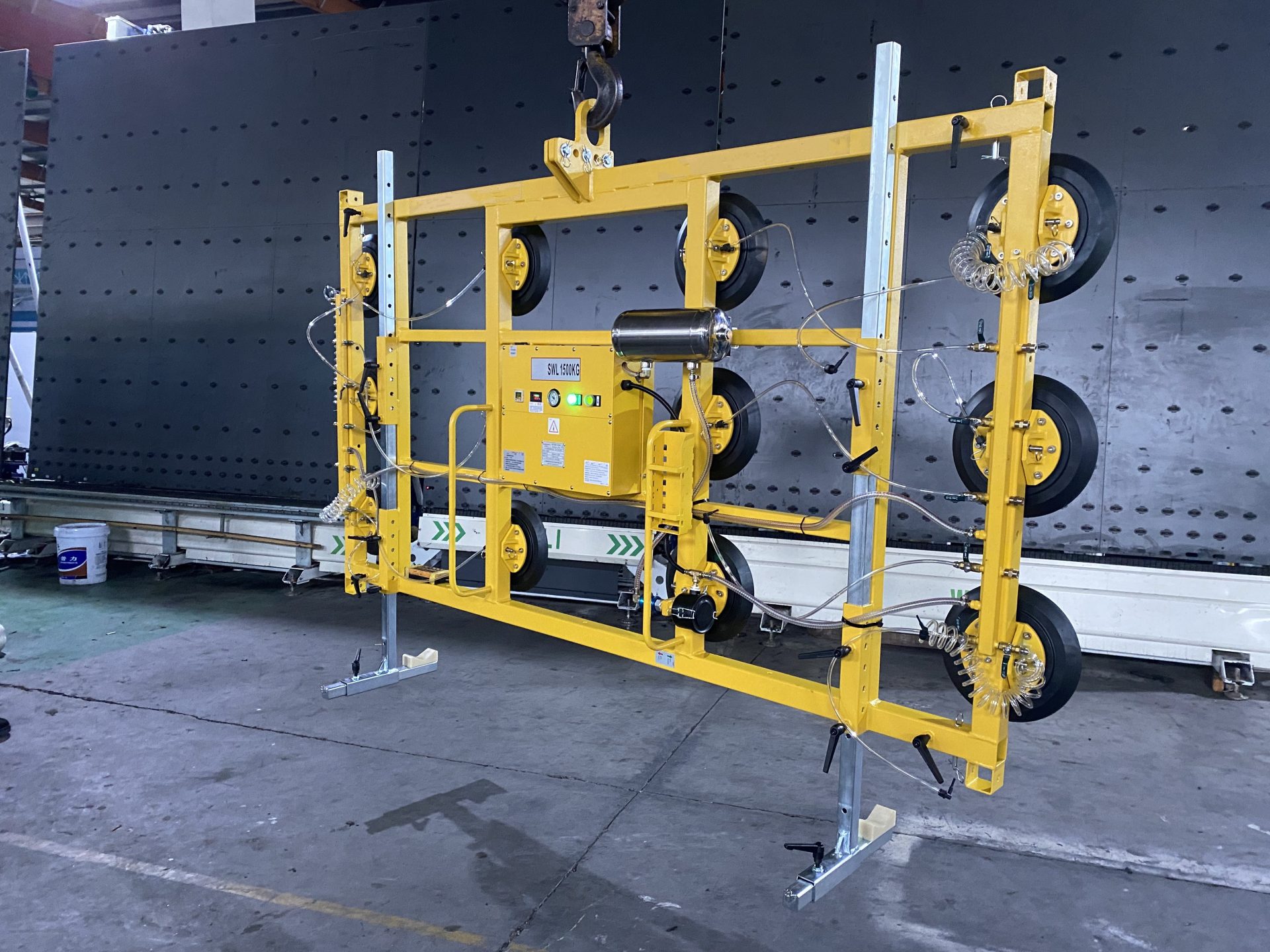 Awovolift Glass Hollow Line Vacuum Lifter Handling and Lifting ...